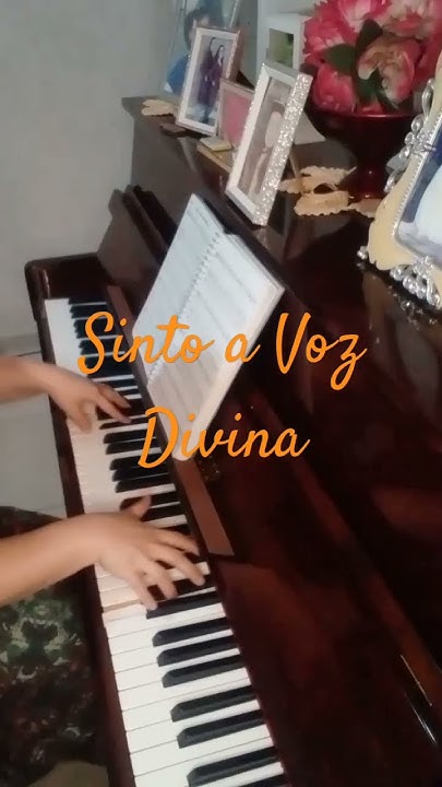 SINTO A VOZ DIVINA#HINO 102#CCB - YouTube