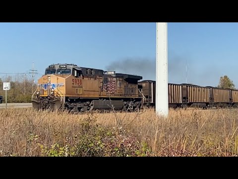 UP 5938 Leads CP 813 Arriving at the Columbia Power Plant Near Portage, WI CP M&P Sub (Late ...