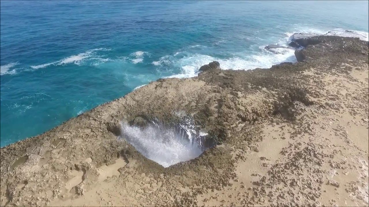 COSTA Y PLAYAS DE ISABELA PUERTO RICO - YouTube