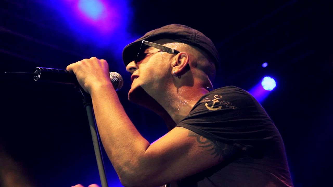 FRANCO RICCIARDI "MAGARI QUESTA NOTTE" LIVE TAURANO 18/08/14 - YouTube