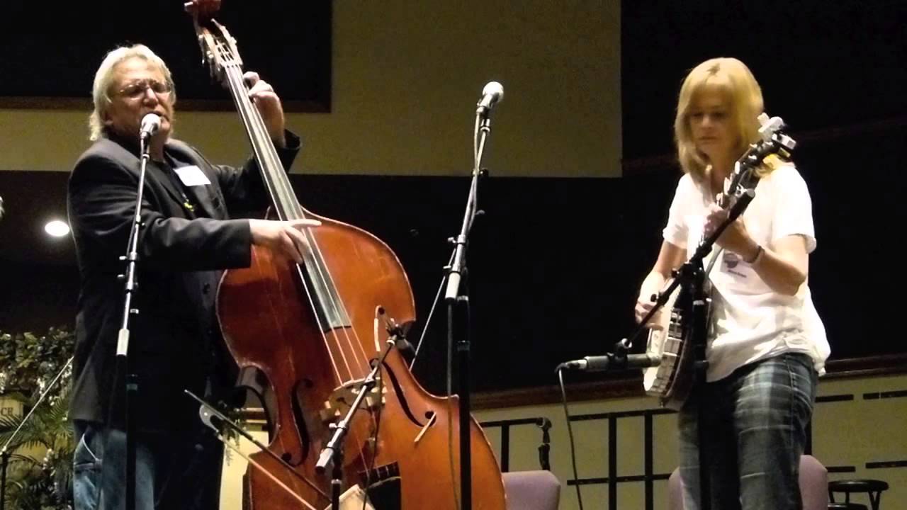 Darcy Farrow - Irl Hees and Alison Brown - Acoustic Music Camp - YouTube