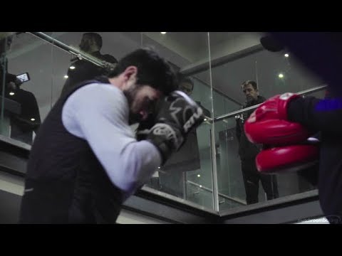 JOE GALLAGHER WATCHES ON CLOSELY! CALLUM SMITH & JOHN RYDER (OFFICIAL) PUBLIC WORKOUT