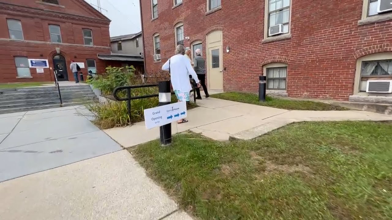 Kane House Offers New Hope - YouTube