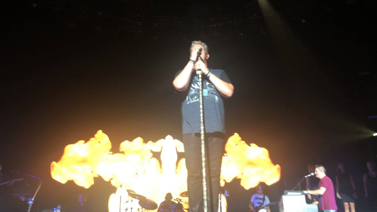 Rascal Flatts 'Here Comes Goodbye / Easy' - YouTube