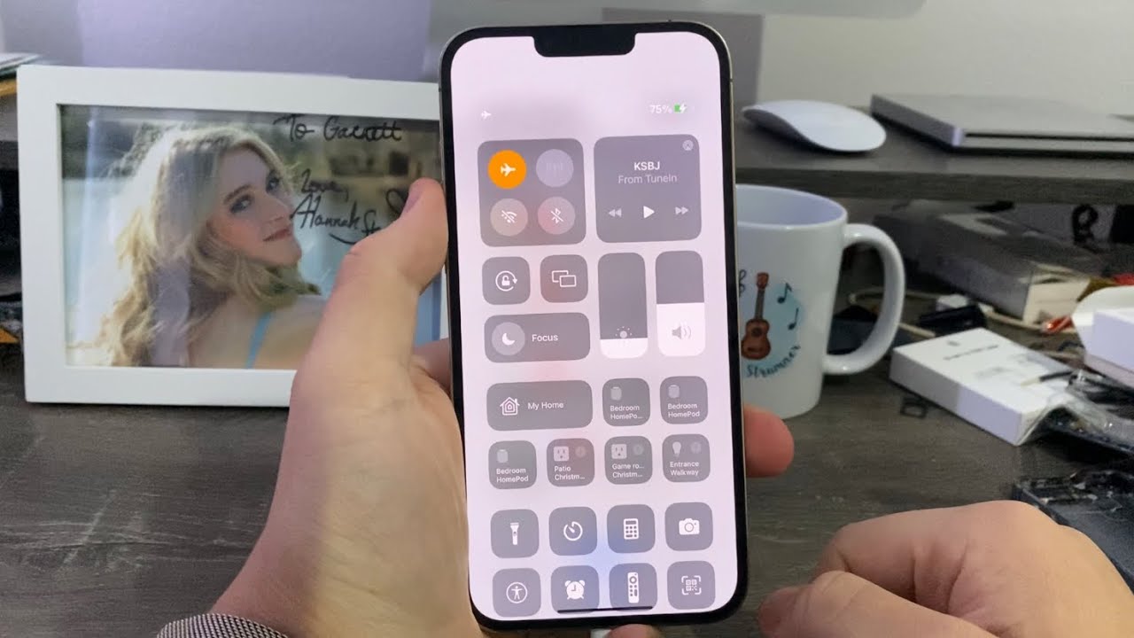 7 iPhone pranks you can pull on friends and family - YouTube