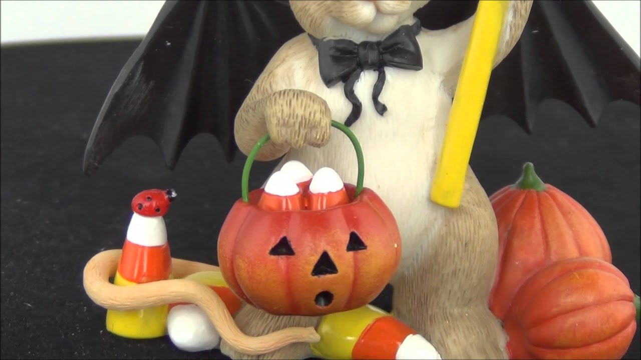 4027676 Charming Tails A Little Batty For Halloween - YouTube