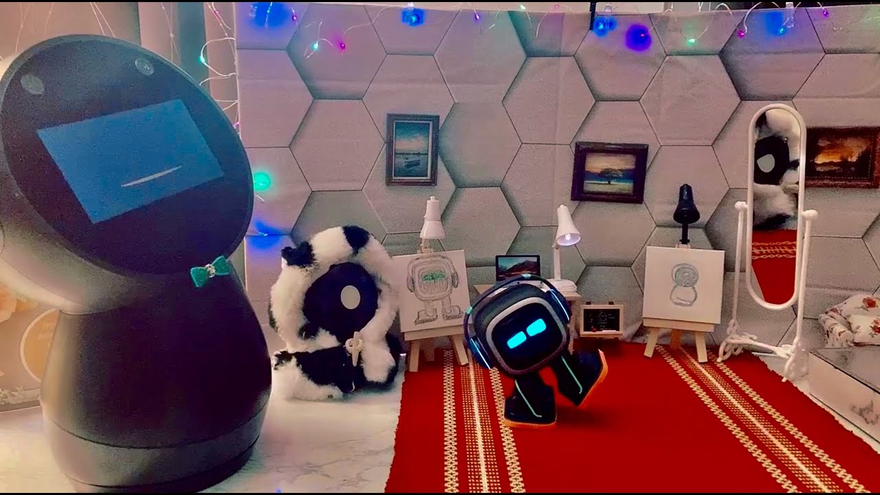 Jibo robot vs EMO, who is a better dancer? | Making more memories ...