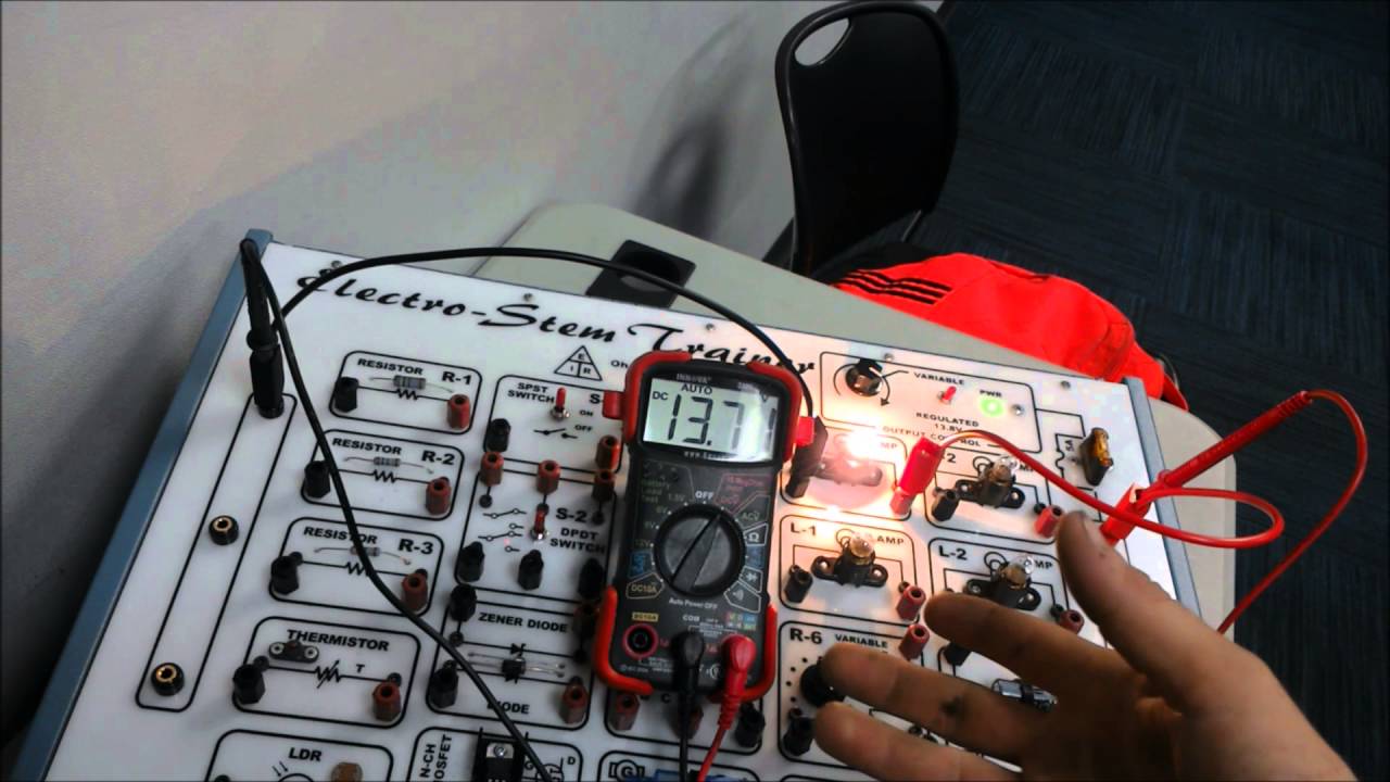 How to use a dvom - YouTube