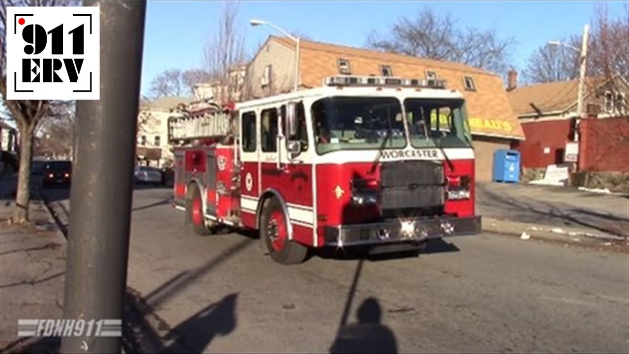 Worcester, MA Engine 7 Cruising By - YouTube