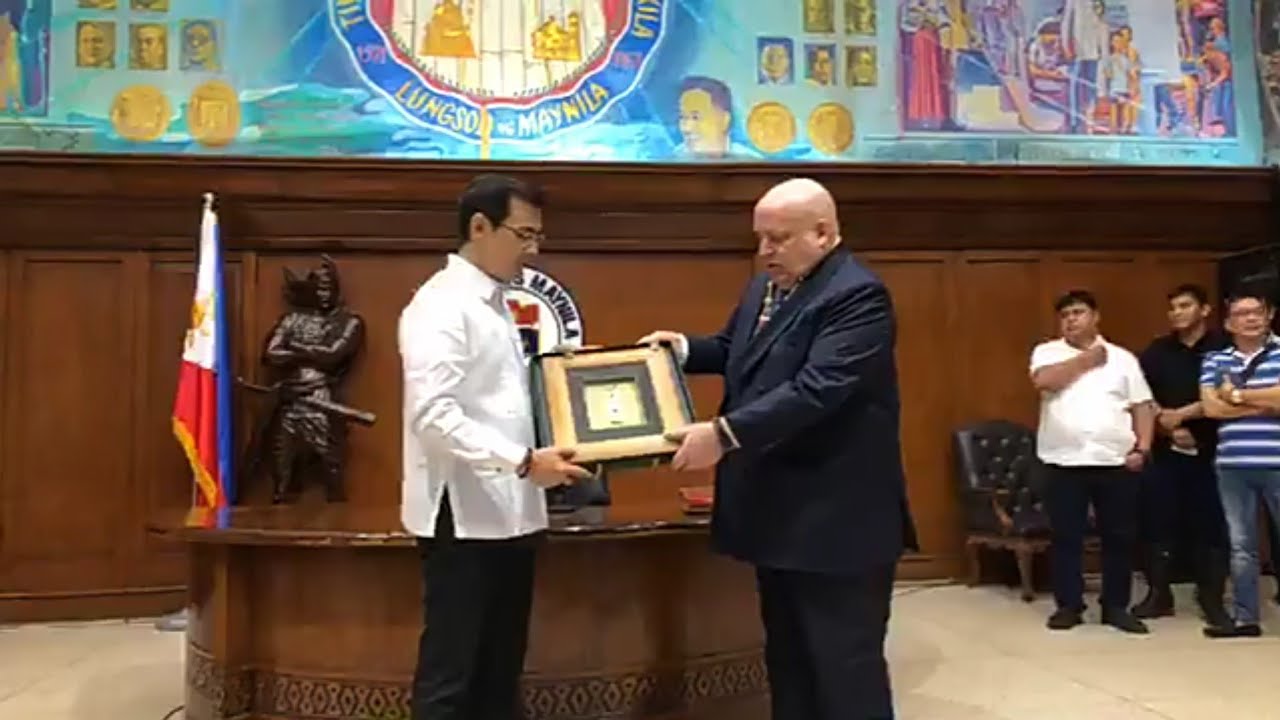 LATEST: NEW ZEALAND DAVID STRACHAN PAYS A COURTESY CALL ON MAYOR ISKO ...