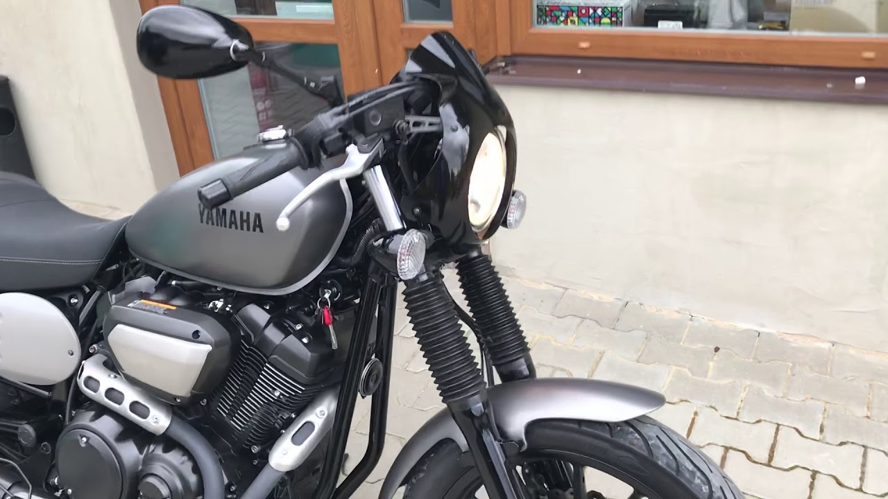 Yamaha xv950 Racer - YouTube
