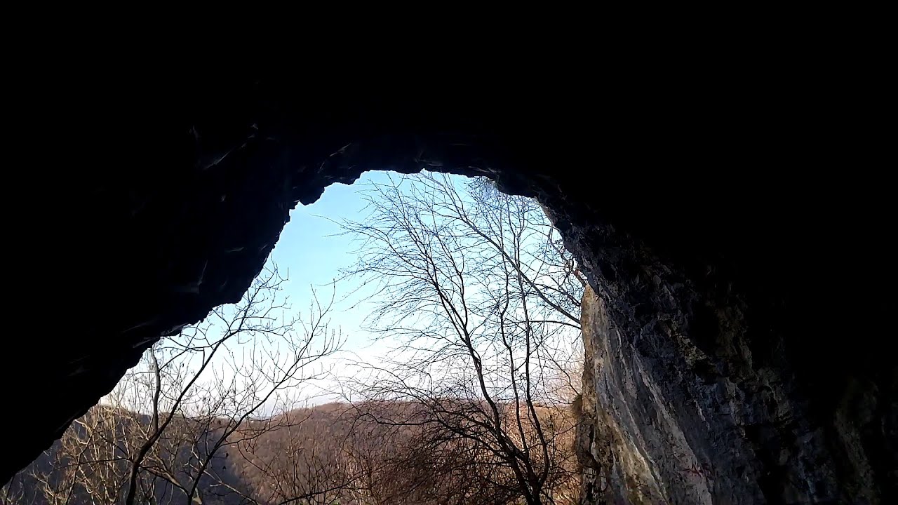 VISOKA PECINA u Kanjonu Reke Gradac, Brangovic Valjevo - YouTube