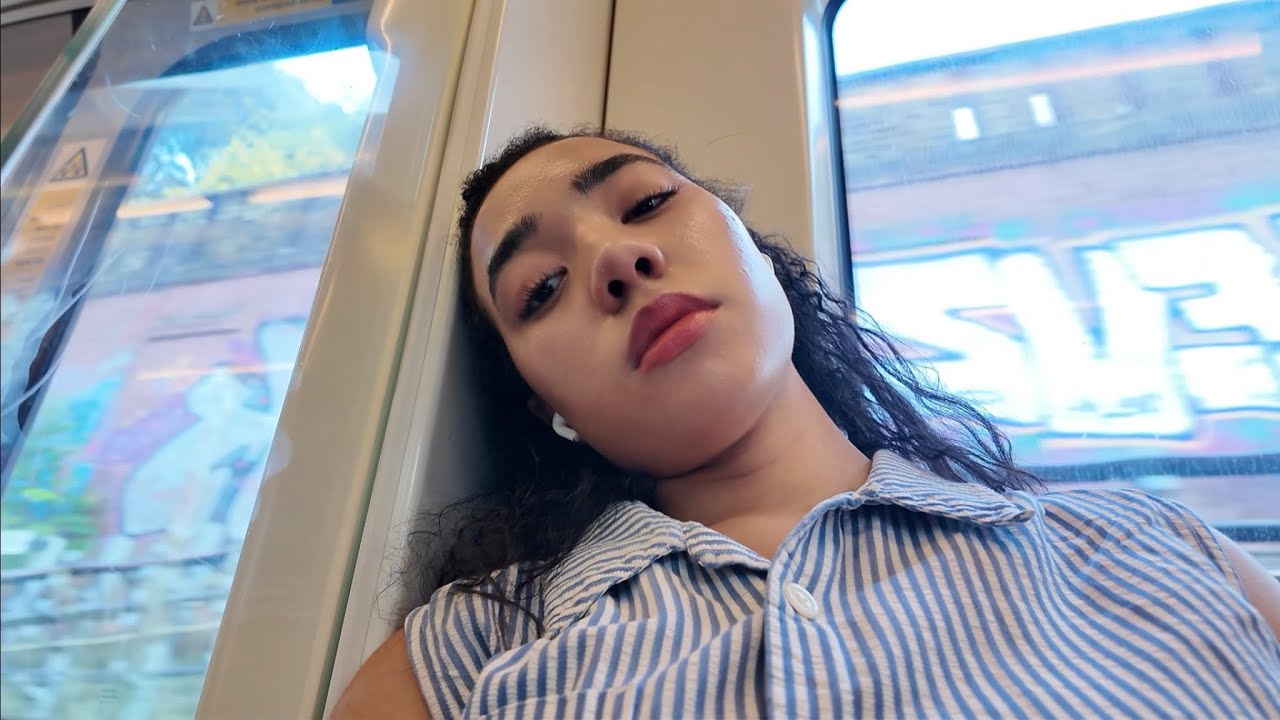 Birthday #vlog.. turning 21 is weird | Maria Vlogs - YouTube