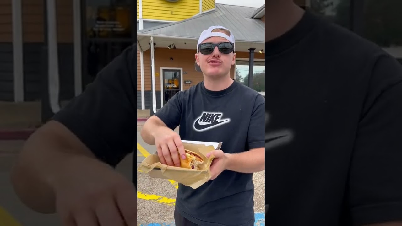 New Buffalo Wild Wings bird dog - YouTube