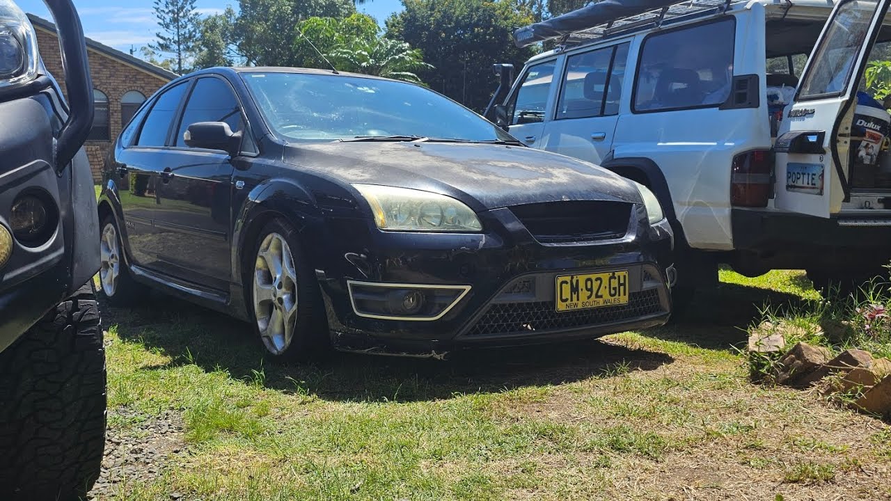 Brooksys Car Hunt!! Xr5 Turbo Rally bred Focus!! walk around!! - YouTube
