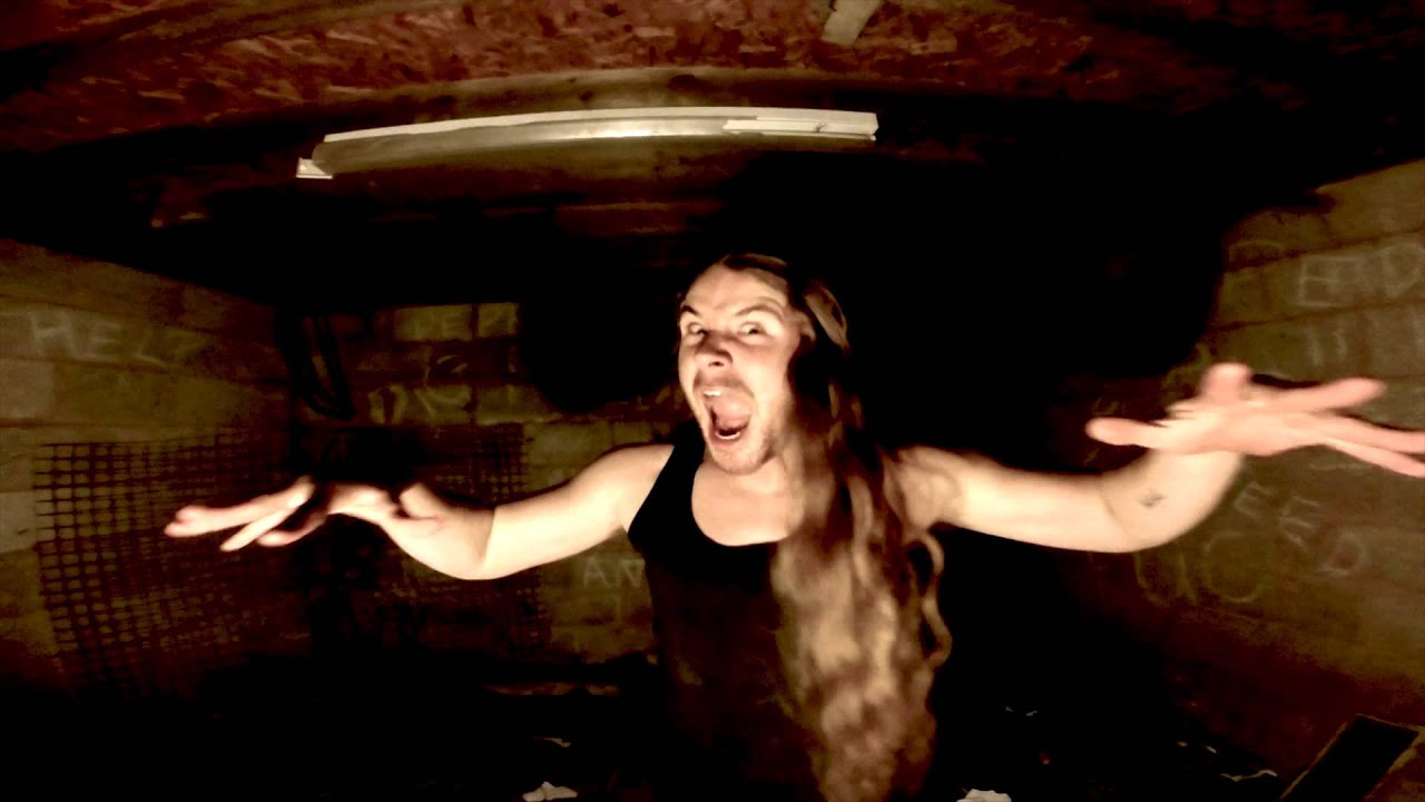 SKREAMER - Pig Feed *Strobe Warning* - YouTube