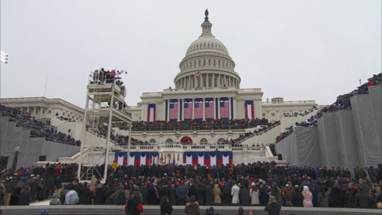 Kelly Clarkson performs at President Obama's inauguration in Washington ...