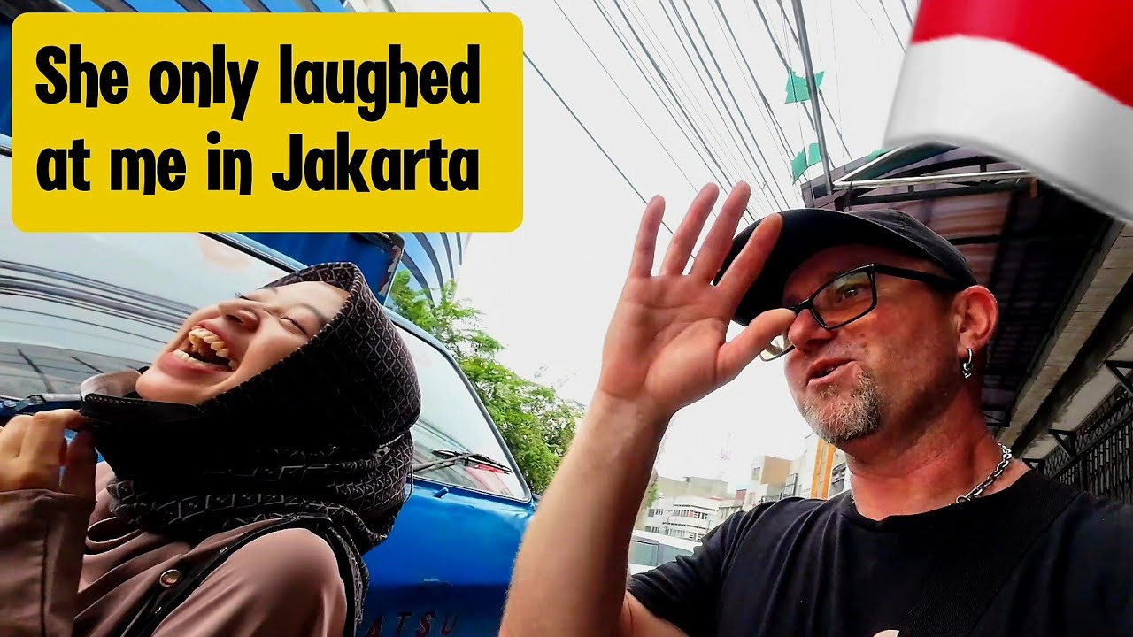 🇮🇩 Beautiful Indonesian Lady Takes Me To See Jakarta At Night - YouTube