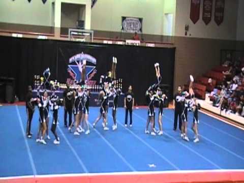 5 Star Cheer Destiny UC Corsicana 2011 - YouTube