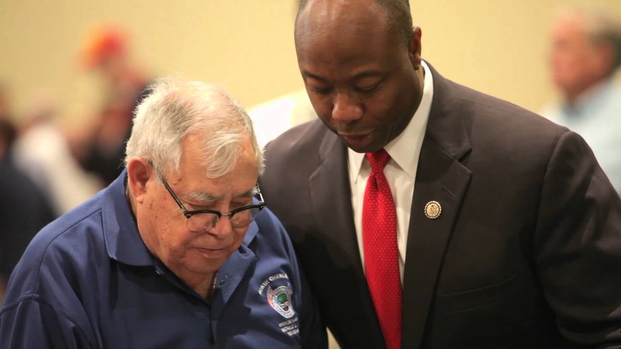 Rep. Tim Scott Honors the First District's World War Two Veterans - YouTube