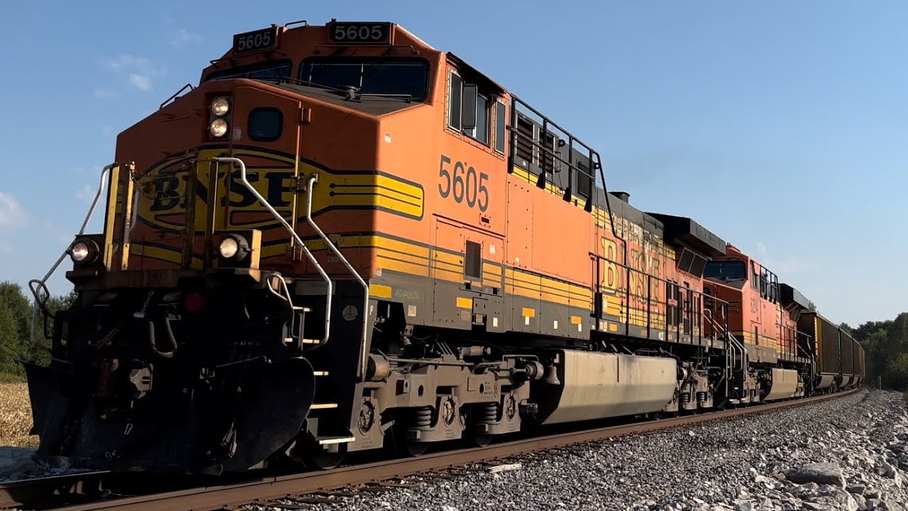 Trains on the BNSF K-Line Vol. 1 - YouTube