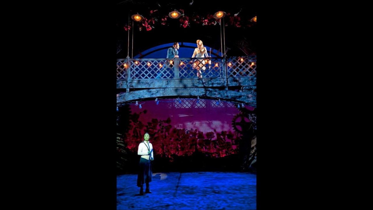 Classroom scene+ I'm not that girl (Wicked London-Thursday 29th ...