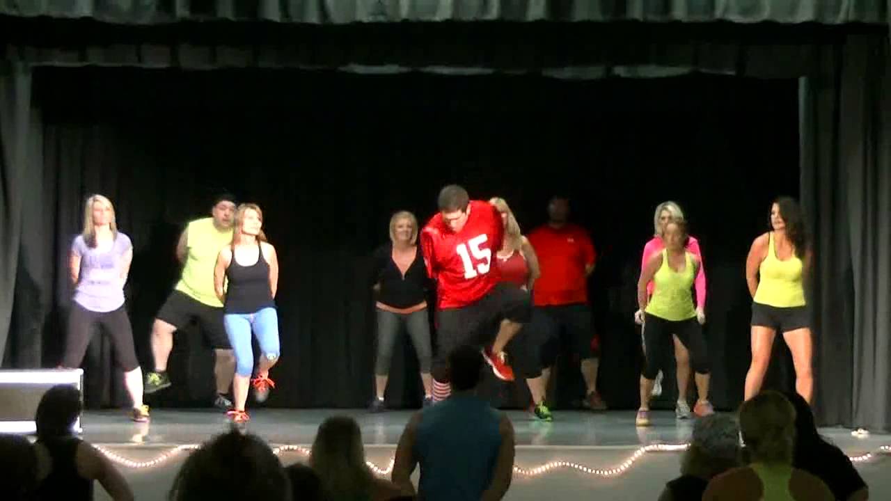 El Primer Beso - Los Tucanes De Tijuana - Cumbia Fitness Routine w ...