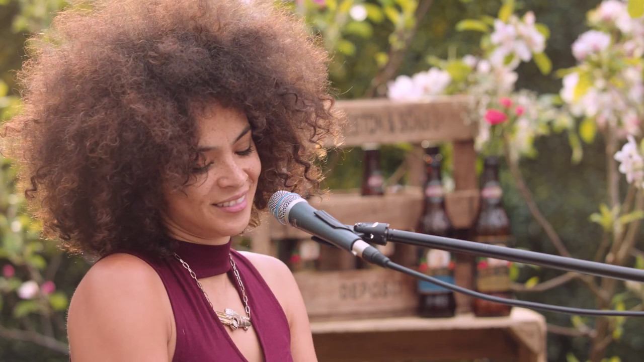 Kandace Springs 'First Time Ever I Saw Your Face' - Henry Westons ...