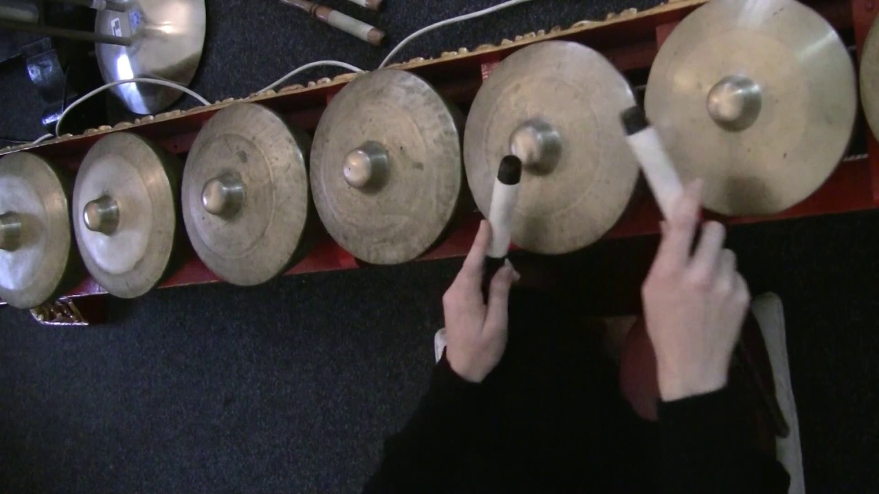 Sekar Jepun - reyong solo 3 (sangsih) - YouTube