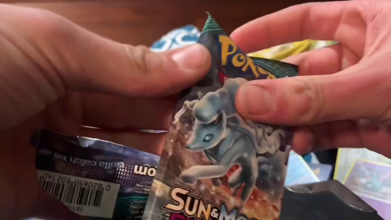 Opening 15 Pokémon booster packs - YouTube