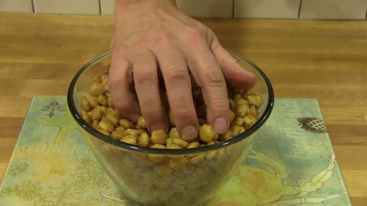 Oyster Cracker Snacker - YouTube