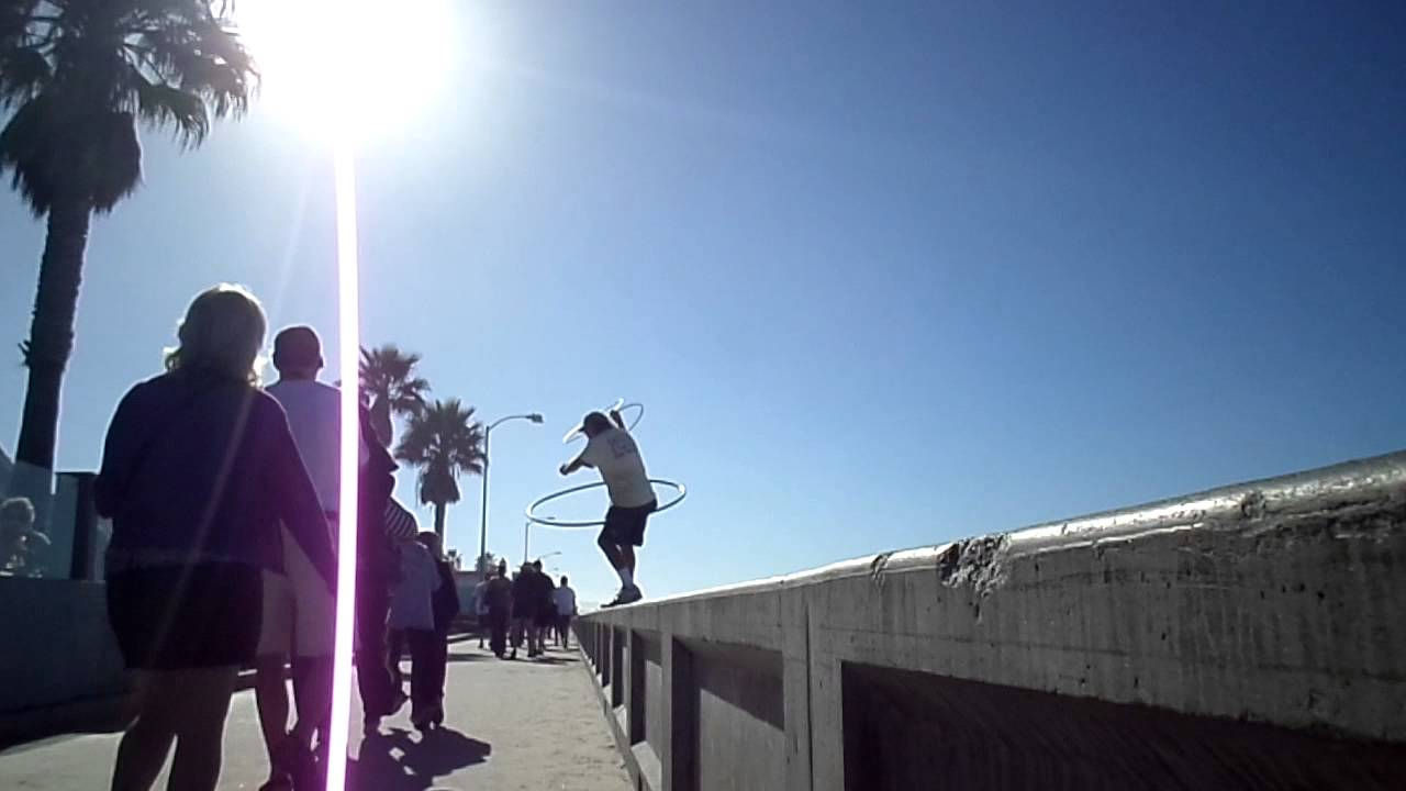 SD Hoop Guy urban hooping - YouTube