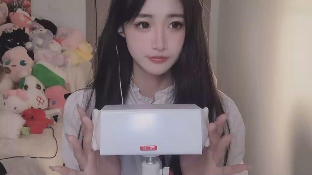 Asmr Massaging The Ears With Hands Youtube