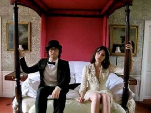 The GOASTT - Jardin du luxembourg (acoustic sessions) - YouTube