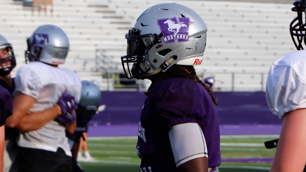 Mustangs take to new field - YouTube