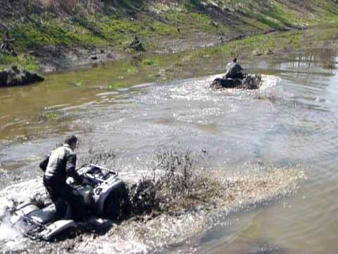 HONDA RINCON 680 & YAMAHA GRIZZLY 700 - YouTube