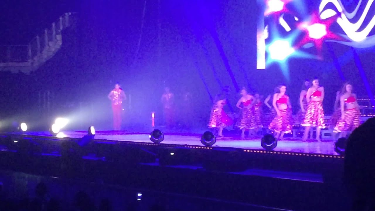 Sonakshi Sinha Part 3 O2 arena Bollywood Showstoppers Bollyflex 2014 ...