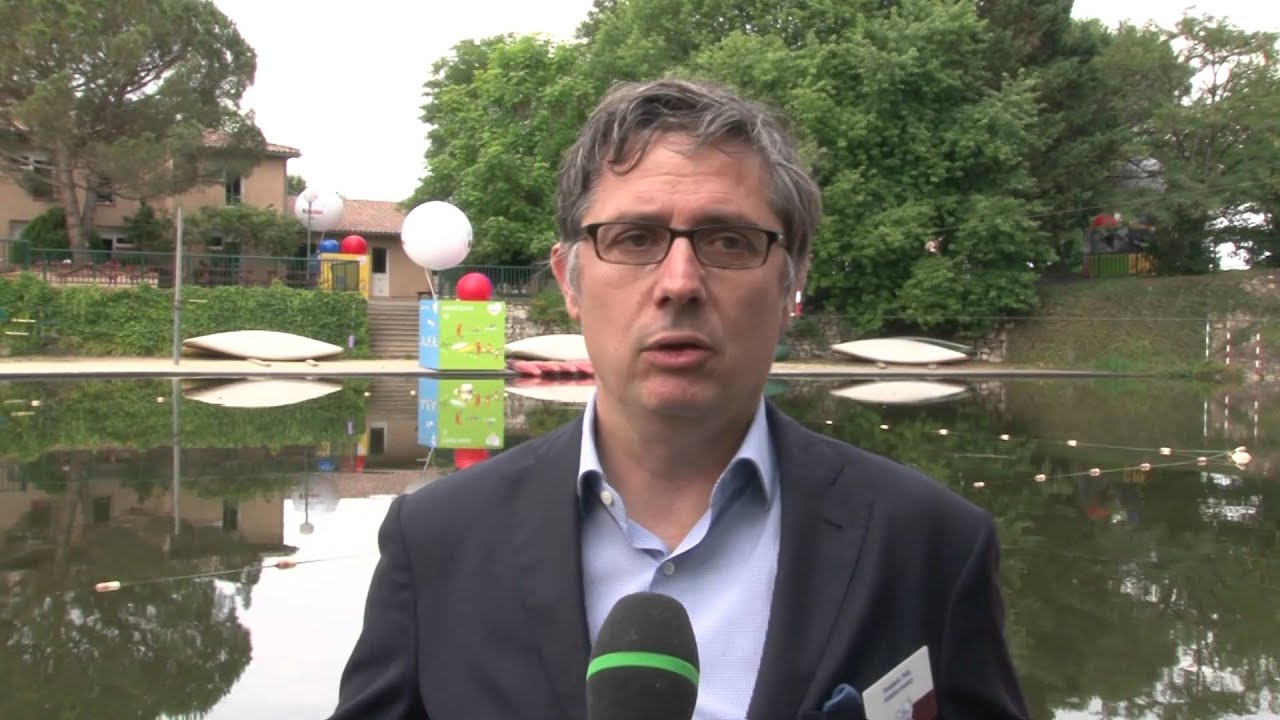 Interview de Frédéric Thil - YouTube