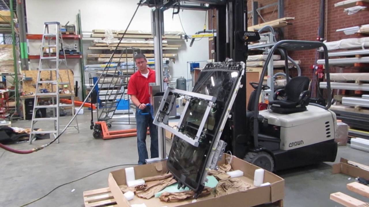 Panel Handling with LIFT N GLIDE - YouTube
