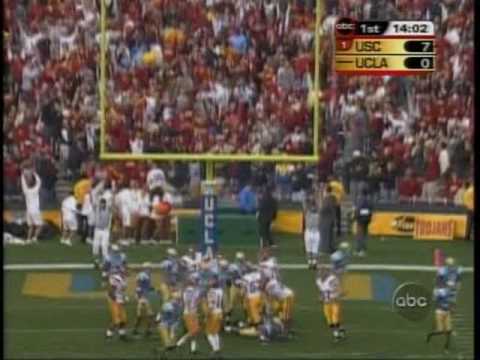 Reggie Bush TD #1 vs. UCLA 2004 - YouTube