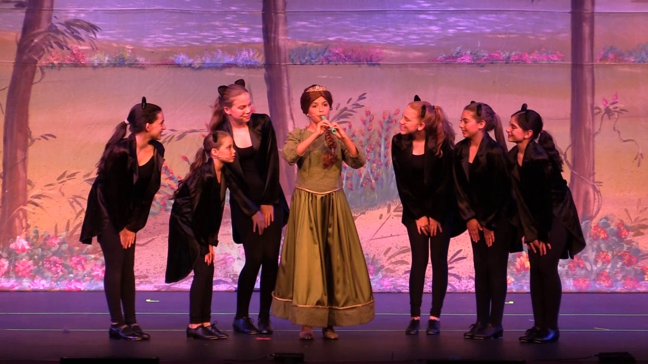 CARLY GAYNOR as Princess Fiona in "Shrek - The Musical" - YouTube