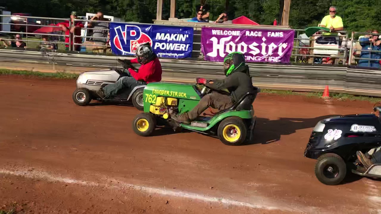 Lawn Mower Racing - YouTube