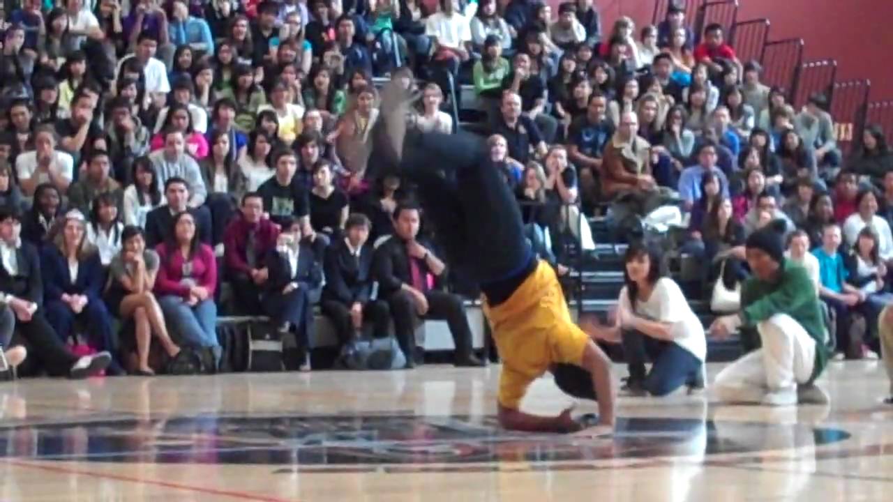 Break Dancing SWCTA Assembly 2-26-10 - YouTube