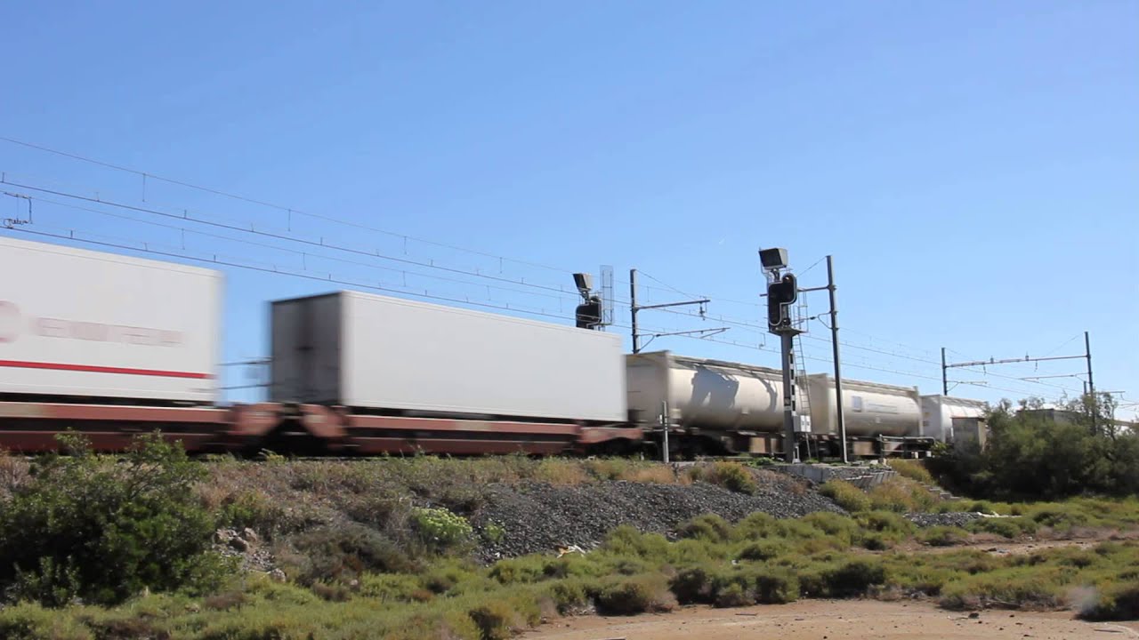 SNCF FRET train in Leucate / Tren de SNCF FRET en Leucate - YouTube
