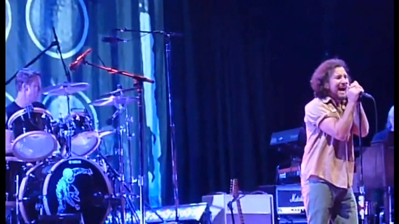 Pearl Jam - Clark County Amphitheater, Ridgefield, 09.26.2009 - YouTube
