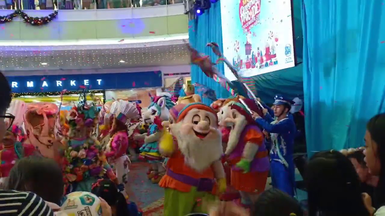 Christmas Carnival at SM Dasma - YouTube
