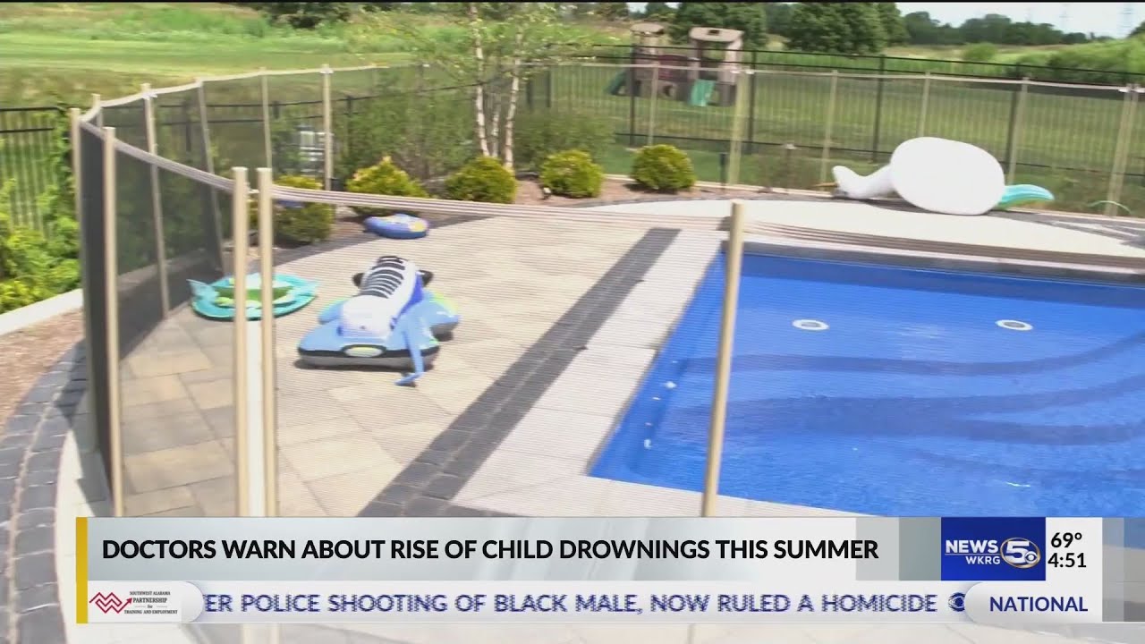 Child drowning warning - YouTube