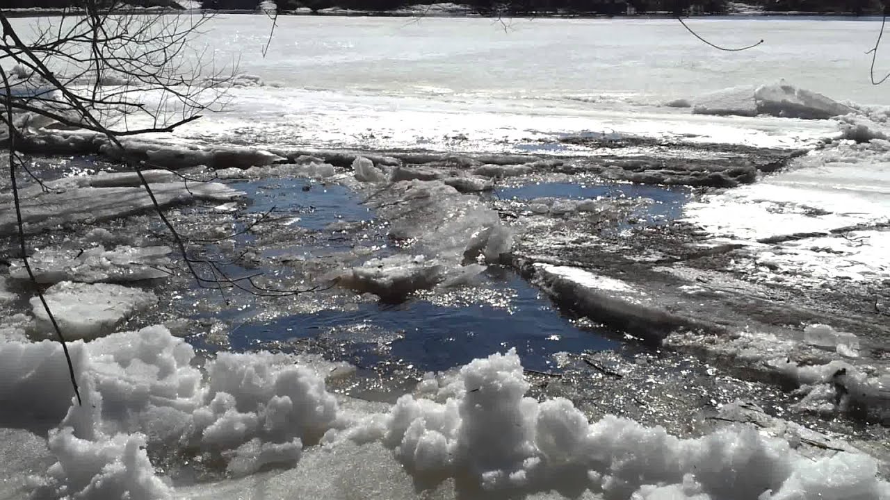 Huge ice flow moving down Moira river - YouTube
