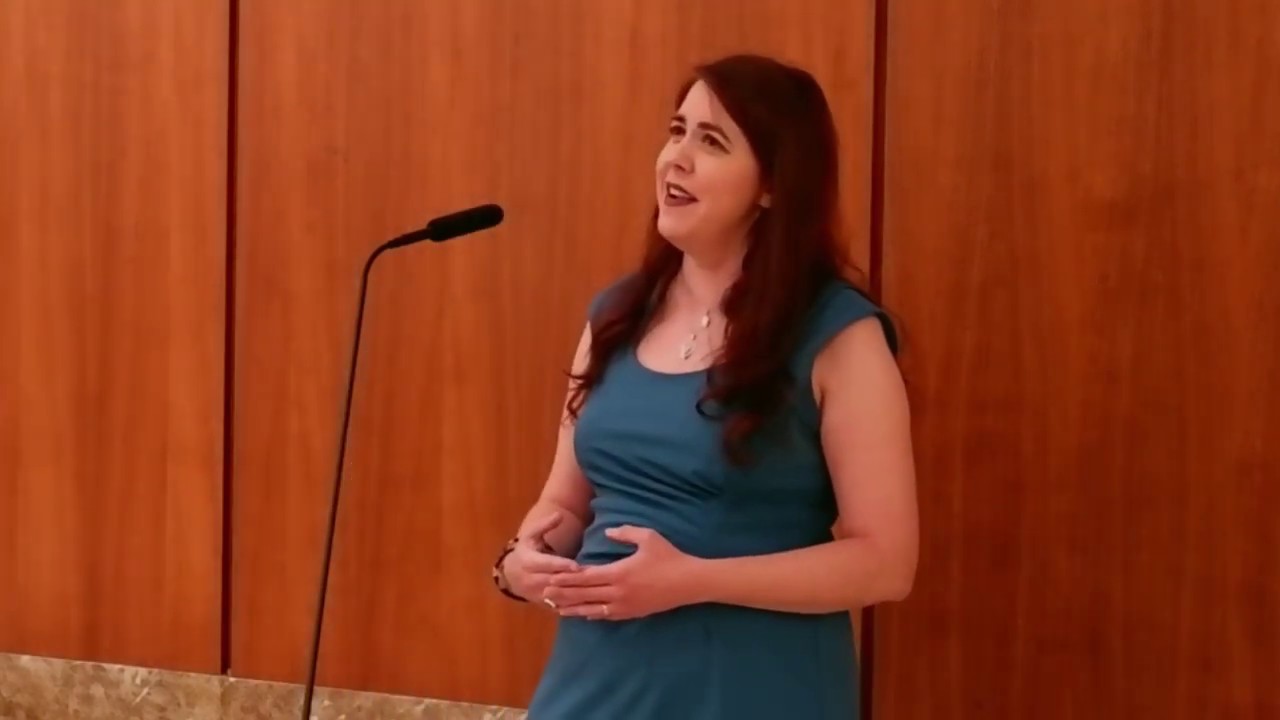 National Anthem Singer Lainie Diamond - YouTube