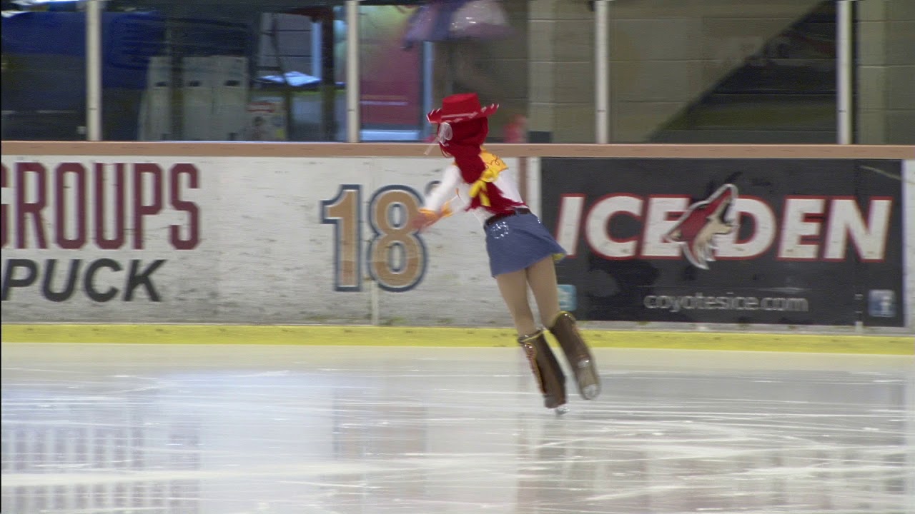 Lilli Ice Skating - When Somebody Loved Me - Jesse Toy Story - Pre ...